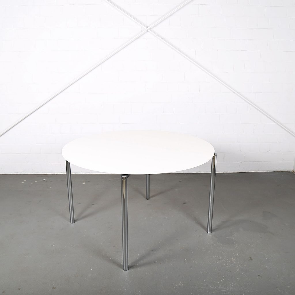 Round conference / office / dining table Plano by Niels Gammelgaard for ...