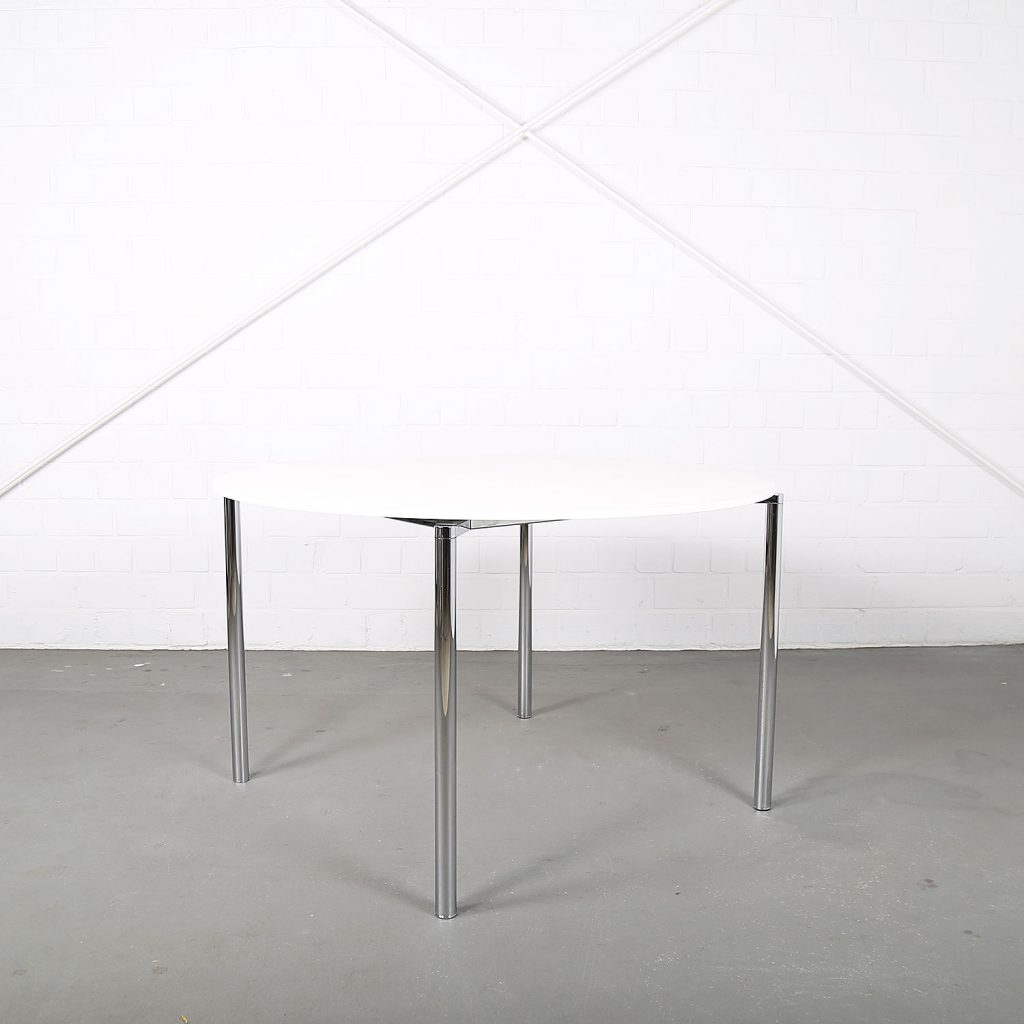 Round conference / office / dining table Plano by Niels Gammelgaard for ...