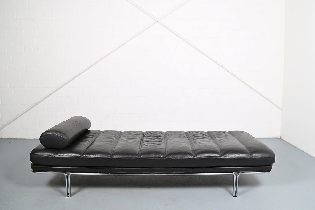 Horst Brüning Kill International Black Leather Daybed 60s Design – DEKADEN